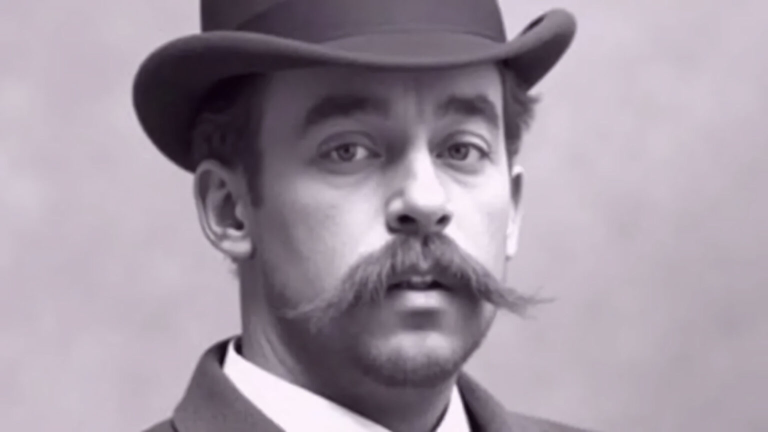 H. H. Holmes - Compact Histories