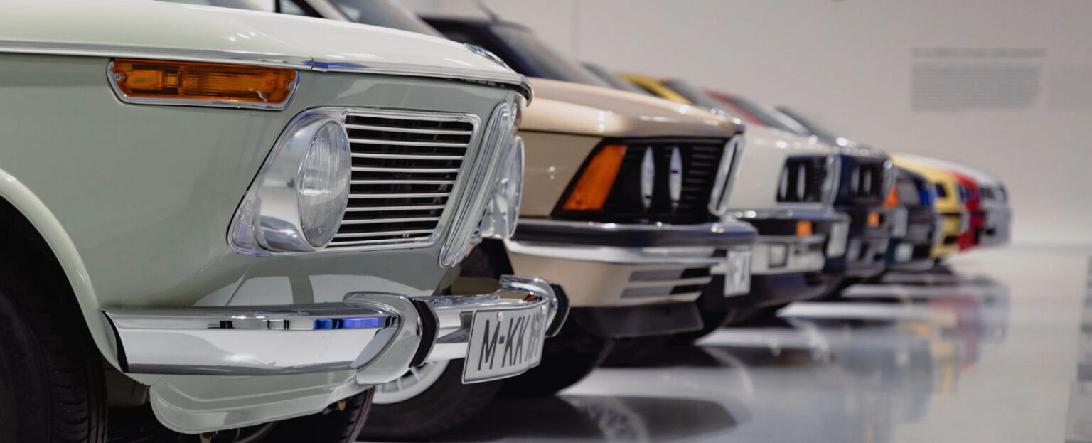 The History of the Motor Car - Compact Histories